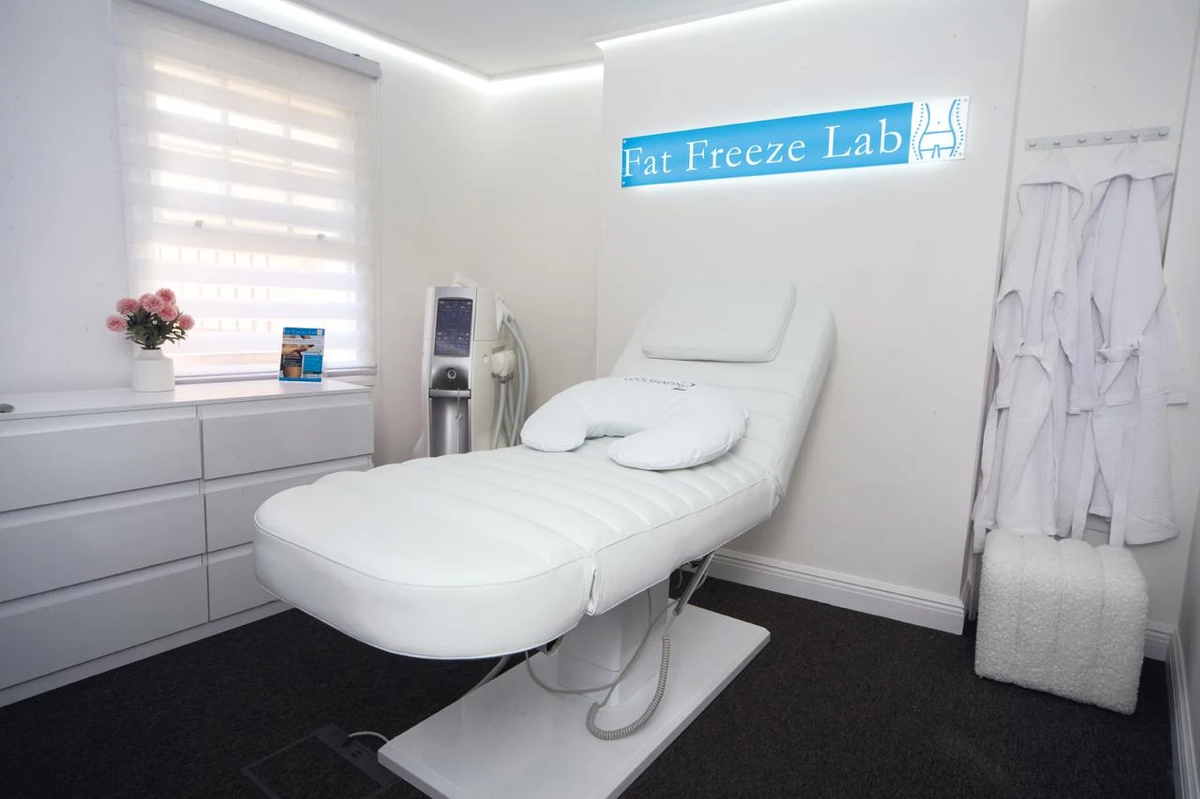 Fat Freezing Hertford | Non-Surgical Fat Reduction | Fat Freeze Lab